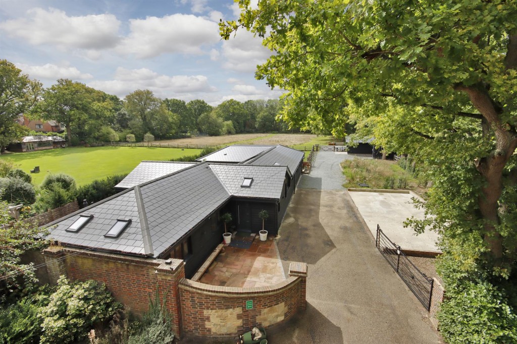 How Green Lane, Hever, 4 bedroom, House - Detached